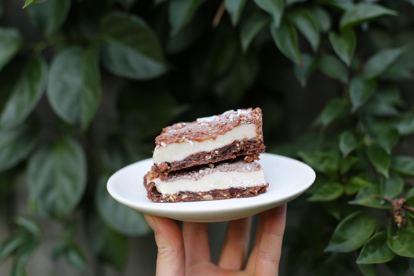 Raw Peppermint Slice - Paradise Pantry